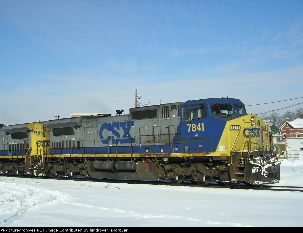 CSXT 7841 East